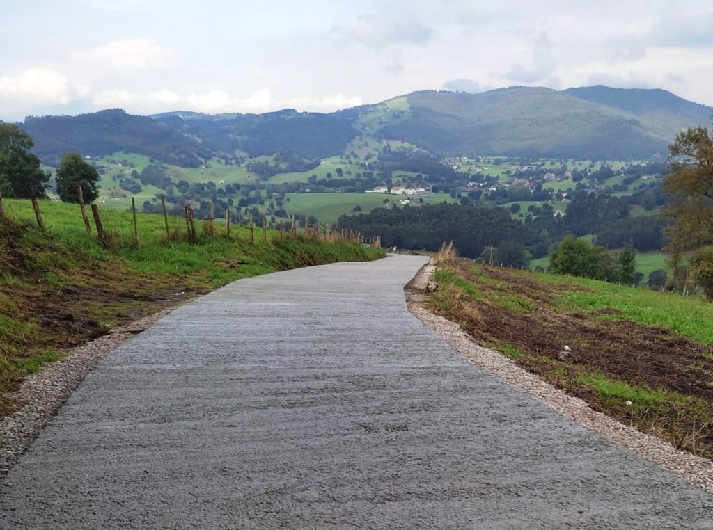 Finaliza la renovación y acondicionamiento del camino rural que conecta ...